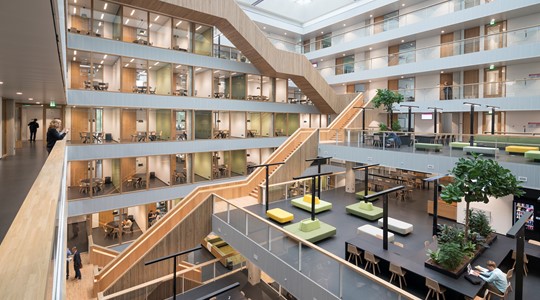 Hogeschool Rotterdam - Overtref jezelf met een van onze opleidingen ...