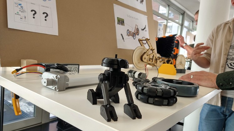 Influential Design and Creative Engineering - Rotterdam University of ...